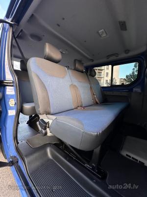 Zils Renault Trafic 2012 Tallina, ar dzinēja tilpumu 2.00 L un nobraukumu 340 tūkst. km par 8750 €, foto 22 vietnē AUTOMOTO.COM.LV