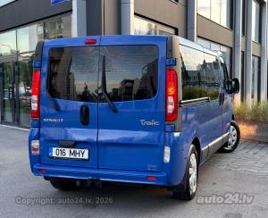 Blue Renault Trafic 2013 in Tallinn, with an engine capacity of 2.00 L and mileage of 136 thousand km for 14990 €, photo 9 on AUTOMOTO.COM.LV