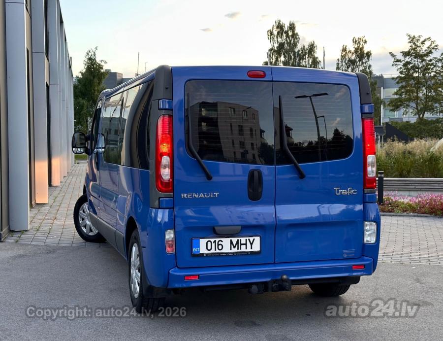 Blue Renault Trafic 2013 in Tallinn, with an engine capacity of 2.00 L and mileage of 136 thousand km for 14990 €, photo 12 on AUTOMOTO.COM.LV