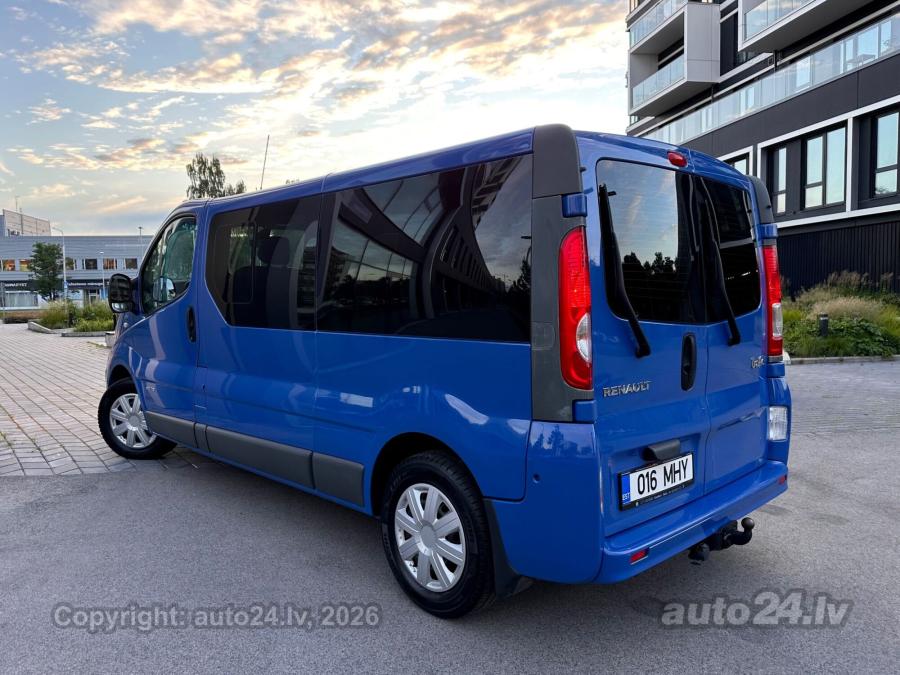 Blue Renault Trafic 2013 in Tallinn, with an engine capacity of 2.00 L and mileage of 136 thousand km for 14990 €, photo 13 on AUTOMOTO.COM.LV