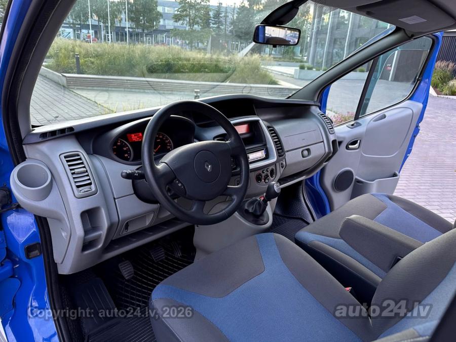 Blue Renault Trafic 2013 in Tallinn, with an engine capacity of 2.00 L and mileage of 136 thousand km for 14990 €, photo 25 on AUTOMOTO.COM.LV
