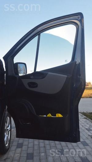 Zils Renault Trafic 2014 Rīga, ar dzinēja tilpumu 1.60 L un nobraukumu 284 tūkst. km par 4500 €, foto 4 vietnē AUTOMOTO.COM.LV