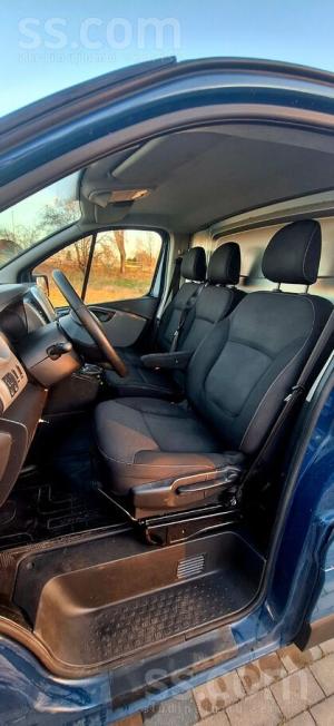 Zils Renault Trafic 2014 Rīga, ar dzinēja tilpumu 1.60 L un nobraukumu 284 tūkst. km par 4500 €, foto 19 vietnē AUTOMOTO.COM.LV