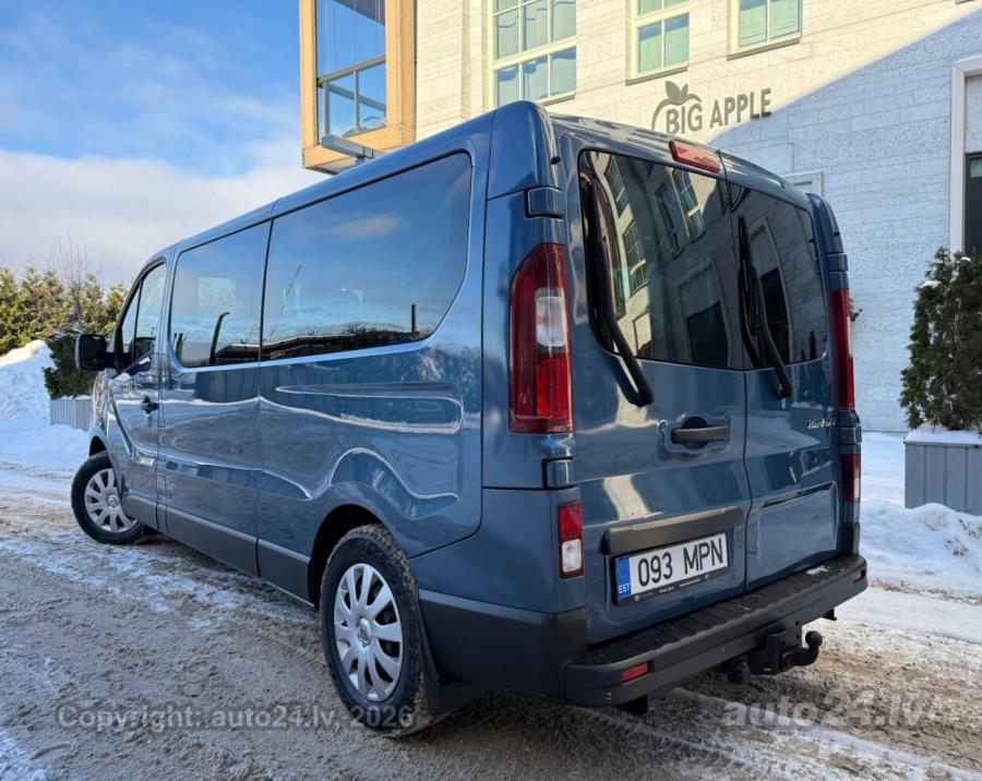 Zils Renault Trafic 2016 Tallina, ar dzinēja tilpumu 1.60 L un nobraukumu 198 tūkst. km par 13799 €, foto 8 vietnē AUTOMOTO.COM.LV