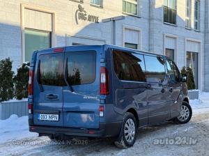 Zils Renault Trafic 2016 Tallina, ar dzinēja tilpumu 1.60 L un nobraukumu 198 tūkst. km par 13799 €, foto 11 vietnē AUTOMOTO.COM.LV