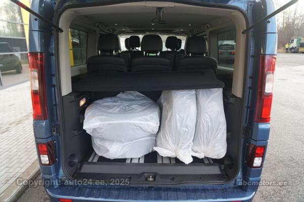 Zils Renault Trafic 2019 Tallina, ar dzinēja tilpumu 2.00 L un nobraukumu 151 tūkst. km par 25990 €, foto 11 vietnē AUTOMOTO.COM.LV