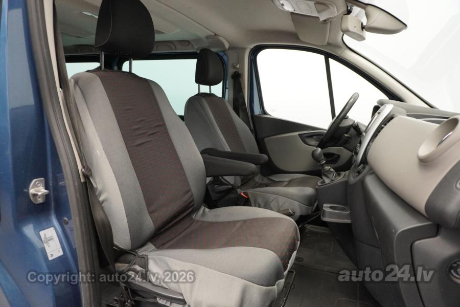 Zils Renault Trafic 2019 Tartu, ar dzinēja tilpumu 1.60 L un nobraukumu 214 tūkst. km par 11900 €, foto 9 vietnē AUTOMOTO.COM.LV
