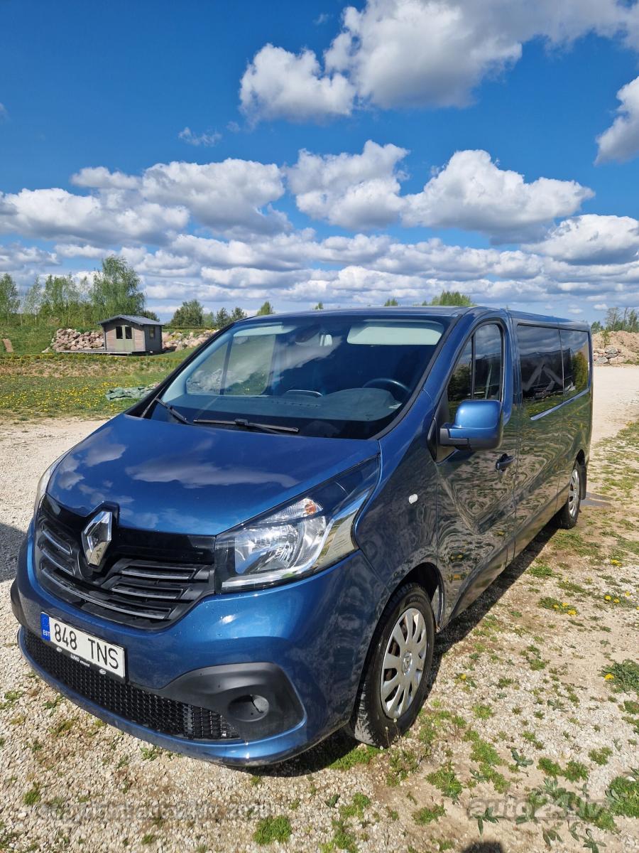 Blue Renault Trafic 2019 in Tartu, with an engine capacity of 1.60 L and mileage of 180 thousand km for 22000 €, photo 8 on AUTOMOTO.COM.LV