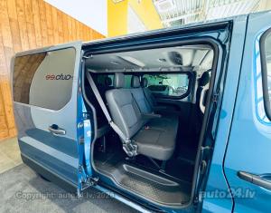 Blue Renault Trafic 2021 in Parnu, with an engine capacity of 2.00 L and mileage of 54 thousand km for 28400 €, photo 16 on AUTOMOTO.COM.LV