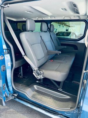 Blue Renault Trafic 2021 in Parnu, with an engine capacity of 2.00 L and mileage of 54 thousand km for 28400 €, photo 17 on AUTOMOTO.COM.LV