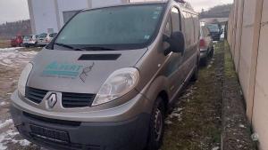 Brūns Renault Trafic 2007 Panevēža, ar dzinēja tilpumu 2.46 L un nobraukumu 176 tūkst. km par 5200 €, foto 2 vietnē AUTOMOTO.COM.LV