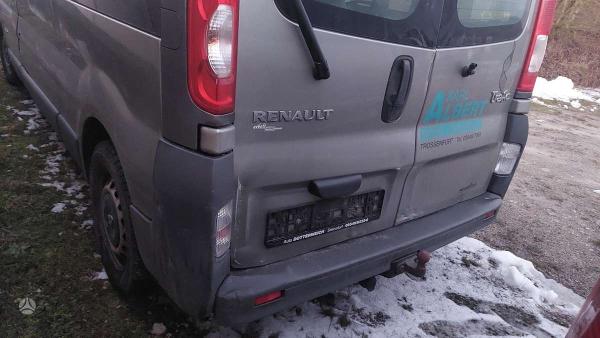 Коричневый Рено Трафик 2007 в Паневежис, объемом двигателя 2.46 л и пробегом 176 тыс. км за 5200 €, фото 5 на AUTOMOTO.COM.LV