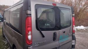 Brūns Renault Trafic 2007 Panevēža, ar dzinēja tilpumu 2.46 L un nobraukumu 176 tūkst. km par 5200 €, foto 6 vietnē AUTOMOTO.COM.LV