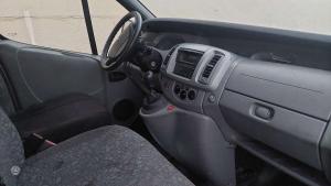 Brūns Renault Trafic 2007 Panevēža, ar dzinēja tilpumu 2.46 L un nobraukumu 176 tūkst. km par 5200 €, foto 8 vietnē AUTOMOTO.COM.LV