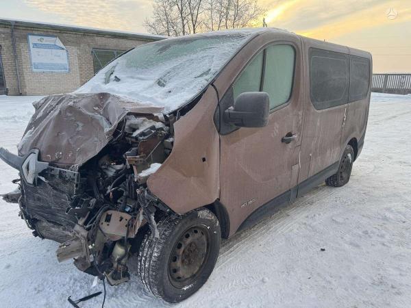 Brūns Renault Trafic 2015 Panevēža, ar dzinēja tilpumu 1.60 L un nobraukumu 311 tūkst. km par 4350 €, foto 1 vietnē AUTOMOTO.COM.LV