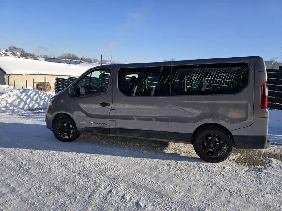 Brūns Renault Trafic 2015 Telšiai, ar dzinēja tilpumu 1.60 L un nobraukumu 149 tūkst. km par 14200 €, foto 12 vietnē AUTOMOTO.COM.LV