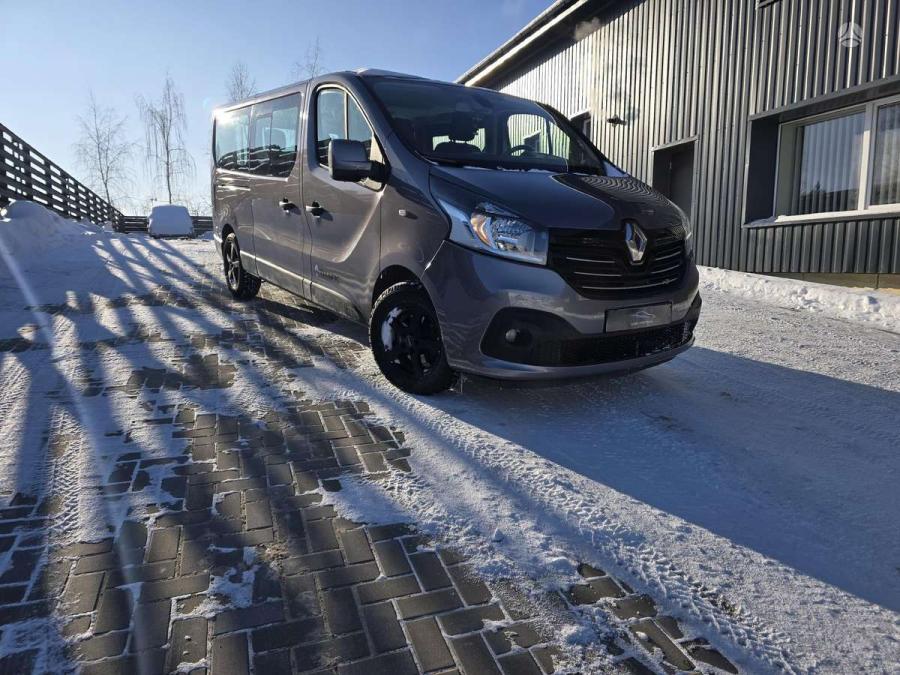 Brūns Renault Trafic 2015 Telšiai, ar dzinēja tilpumu 1.60 L un nobraukumu 149 tūkst. km par 14200 €, foto 17 vietnē AUTOMOTO.COM.LV