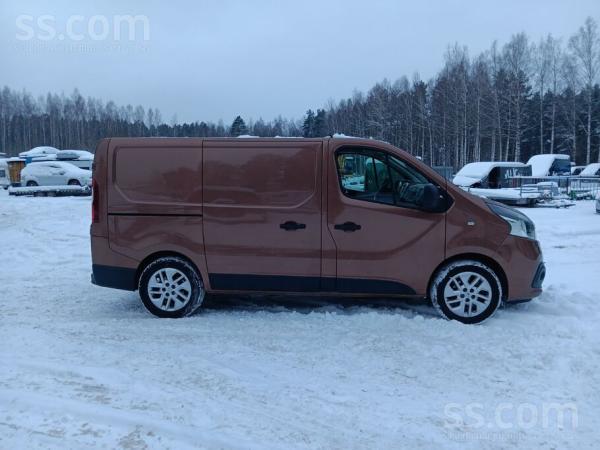 Brūns Renault Trafic 2016 Ogre, ar dzinēja tilpumu 1.60 L un nobraukumu 142 tūkst. km par 8500 €, foto 7 vietnē AUTOMOTO.COM.LV