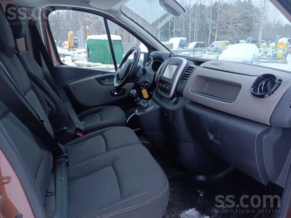 Brūns Renault Trafic 2016 Ogre, ar dzinēja tilpumu 1.60 L un nobraukumu 142 tūkst. km par 8500 €, foto 10 vietnē AUTOMOTO.COM.LV