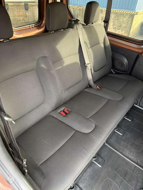 Brūns Renault Trafic 2019 Klaipėda, ar dzinēja tilpumu 1.60 L un nobraukumu 195 tūkst. km par 15000 €, foto 11 vietnē AUTOMOTO.COM.LV