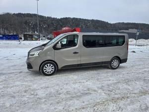 Brown Renault Trafic 2020 in Vilnius, with an engine capacity of 2.00 L and mileage of 368 thousand km for 13900 €, photo 3 on AUTOMOTO.COM.LV