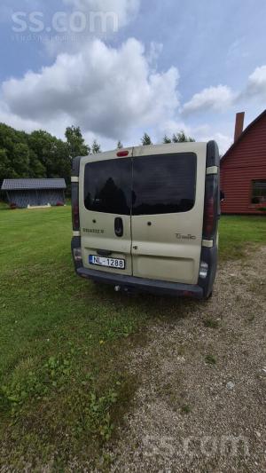 Brown Renault Trafic 2006 in Balvi, with an engine capacity of 1.90 L and mileage of 440 thousand km for 3850 €, photo  on AUTOMOTO.COM.LV