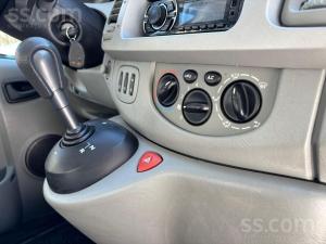 Brūns Renault Trafic 2007 Rīga, ar dzinēja tilpumu 2.50 L un nobraukumu 327 tūkst. km par 6250 €, foto 16 vietnē AUTOMOTO.COM.LV