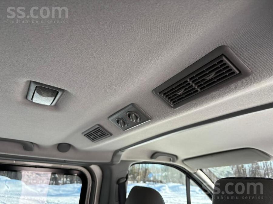 Brūns Renault Trafic 2007 Rīga, ar dzinēja tilpumu 2.50 L un nobraukumu 327 tūkst. km par 6250 €, foto 17 vietnē AUTOMOTO.COM.LV