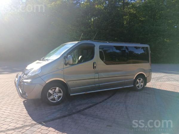 Brūns Renault Trafic 2010 Ventspils, ar dzinēja tilpumu 2.00 L un nobraukumu 266 tūkst. km par 8000 €, foto 4 vietnē AUTOMOTO.COM.LV
