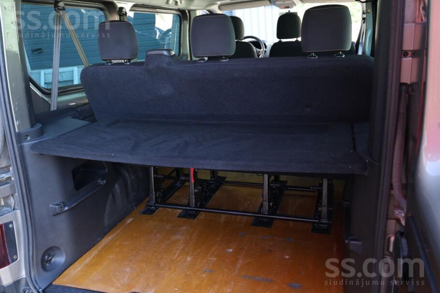 Brūns Renault Trafic 2015 Tukums, ar dzinēja tilpumu 1.60 L un nobraukumu 289 tūkst. km par 12000 €, foto 10 vietnē AUTOMOTO.COM.LV