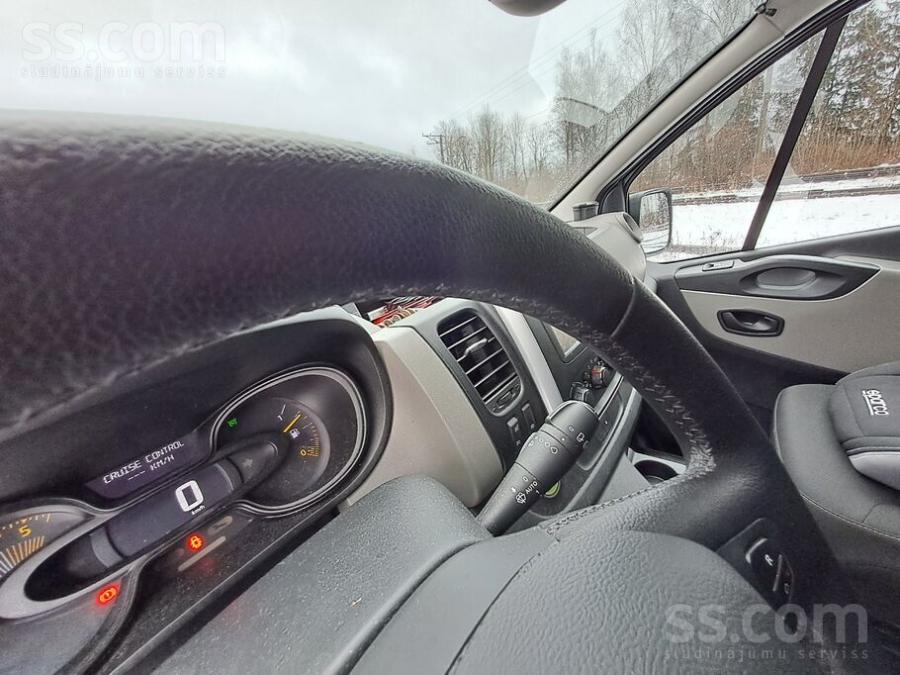Brūns Renault Trafic 2016 Ogre, ar dzinēja tilpumu 1.60 L un nobraukumu 192 tūkst. km par 13900 €, foto 10 vietnē AUTOMOTO.COM.LV