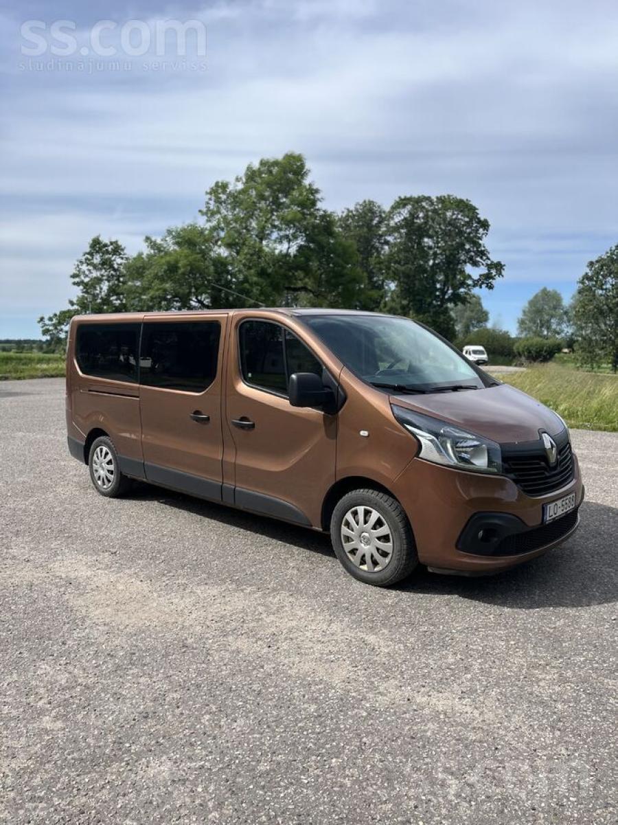 Brown Renault Trafic 2017 in Riga, with an engine capacity of 1.60 L and mileage of 310 thousand km for 13500 €, photo 1 on AUTOMOTO.COM.LV