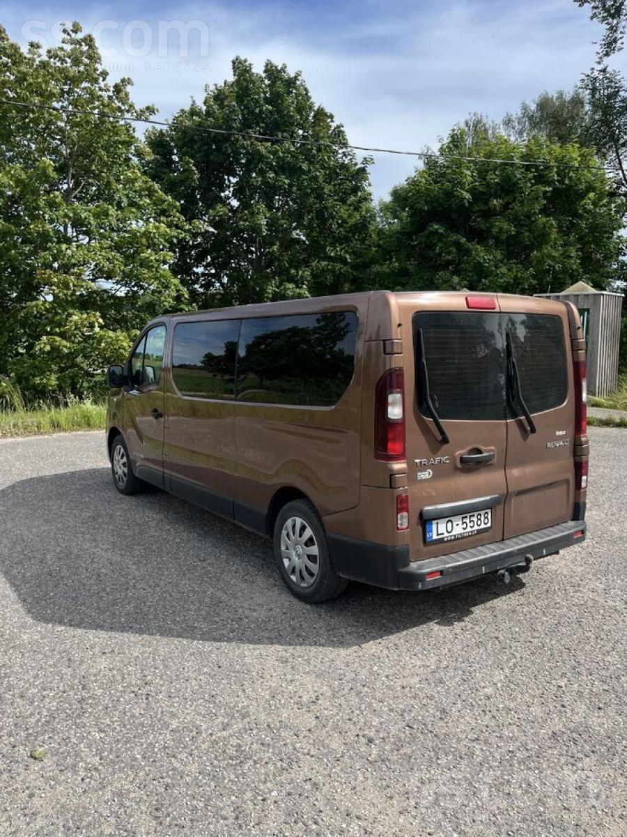 Brown Renault Trafic 2017 in Riga, with an engine capacity of 1.60 L and mileage of 310 thousand km for 13500 €, photo 6 on AUTOMOTO.COM.LV