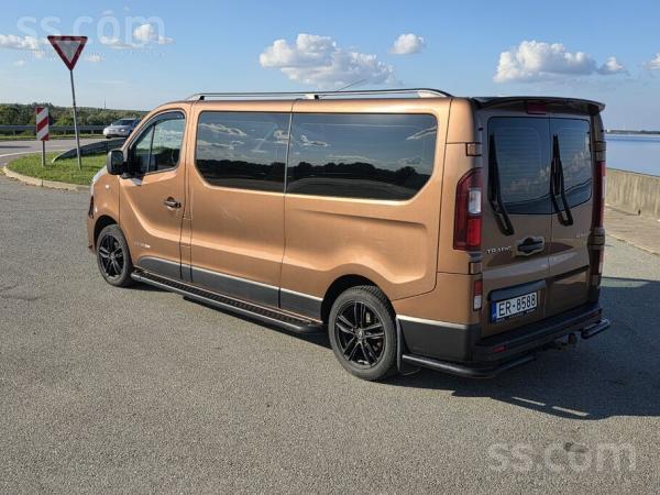 Brūns Renault Trafic 2017 Rīga, ar dzinēja tilpumu 1.60 L un nobraukumu 172 tūkst. km par 14950 €, foto 3 vietnē AUTOMOTO.COM.LV