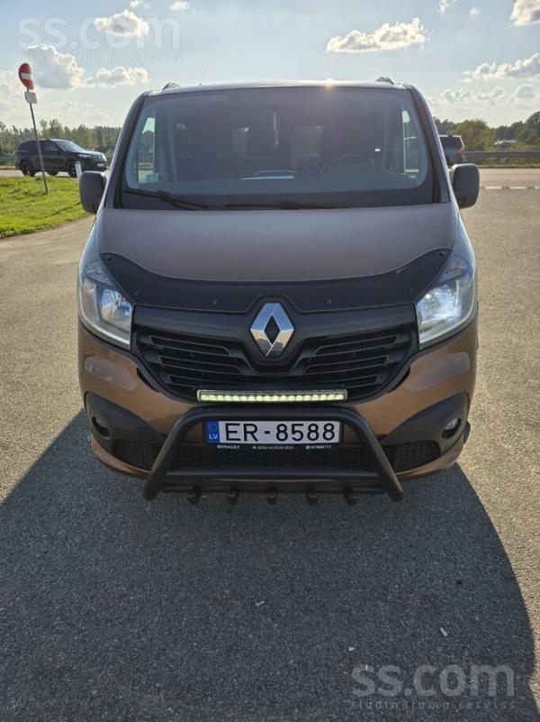 Brūns Renault Trafic 2017 Rīga, ar dzinēja tilpumu 1.60 L un nobraukumu 172 tūkst. km par 14950 €, foto 5 vietnē AUTOMOTO.COM.LV
