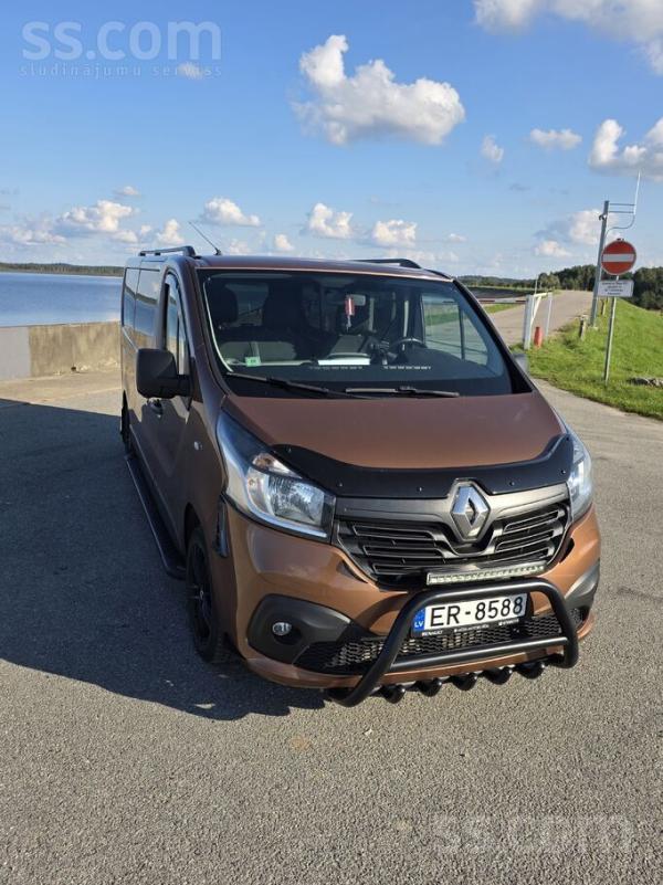 Brūns Renault Trafic 2017 Rīga, ar dzinēja tilpumu 1.60 L un nobraukumu 172 tūkst. km par 14950 €, foto 9 vietnē AUTOMOTO.COM.LV