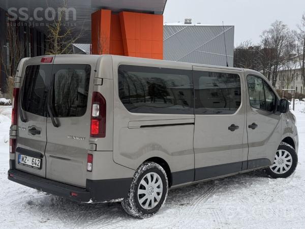 Brūns Renault Trafic 2017 Rīga, ar dzinēja tilpumu 1.60 L un nobraukumu 210 tūkst. km par 13500 €, foto 5 vietnē AUTOMOTO.COM.LV