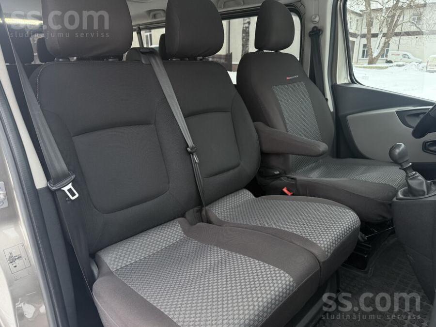Brūns Renault Trafic 2017 Rīga, ar dzinēja tilpumu 1.60 L un nobraukumu 210 tūkst. km par 13500 €, foto 20 vietnē AUTOMOTO.COM.LV