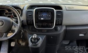 Brown Renault Trafic 2017 in Riga, with an engine capacity of 1.60 L and mileage of 259 thousand km for 11900 €, photo 25 on AUTOMOTO.COM.LV