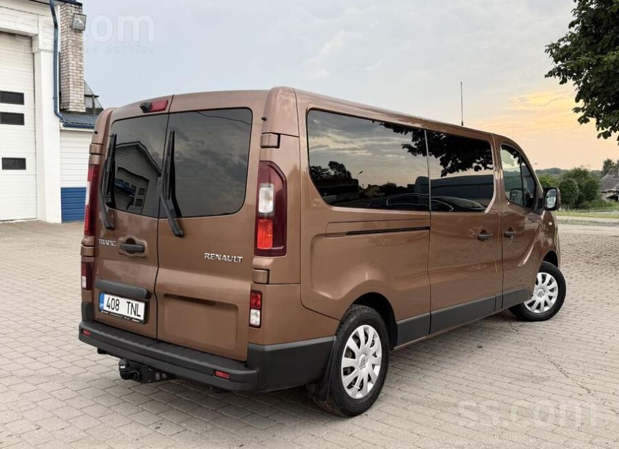 Brūns Renault Trafic 2018 Valka, ar dzinēja tilpumu 1.60 L un nobraukumu 255 tūkst. km par 13699 €, foto 11 vietnē AUTOMOTO.COM.LV