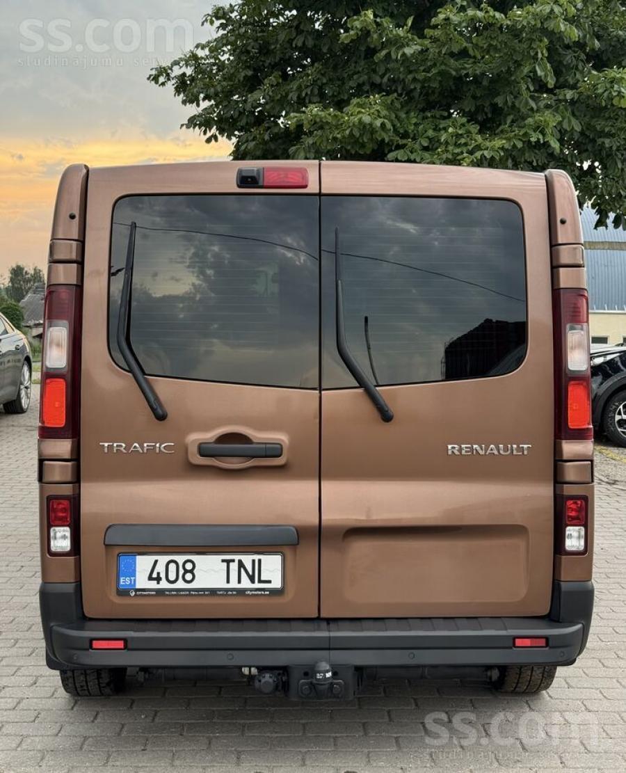 Brūns Renault Trafic 2018 Valka, ar dzinēja tilpumu 1.60 L un nobraukumu 255 tūkst. km par 13699 €, foto 14 vietnē AUTOMOTO.COM.LV