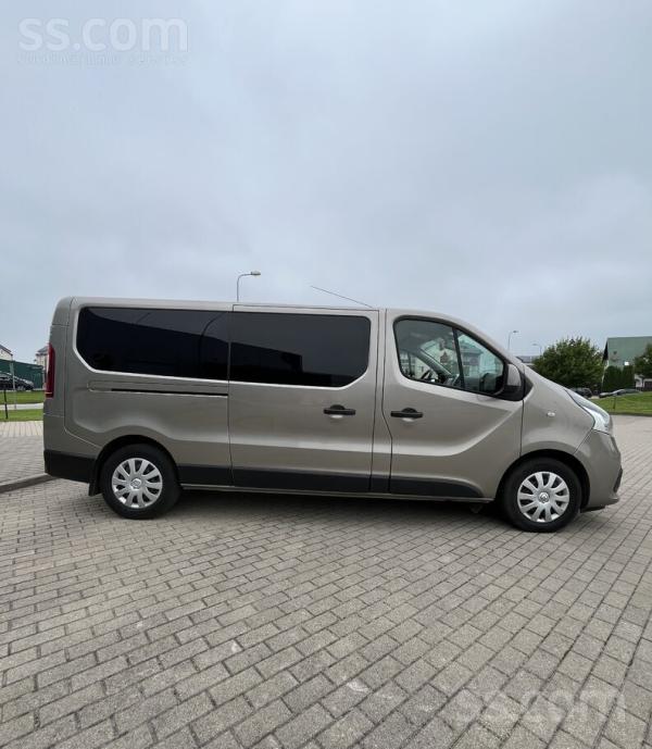 Brown Renault Trafic 2018 in Riga, with an engine capacity of 1.60 L and mileage of 250 thousand km for 13500 €, photo 5 on AUTOMOTO.COM.LV