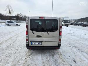 Brown Renault Trafic 2020 in Vilnius, with an engine capacity of 2.00 L and mileage of 368 thousand km for 13900 €, photo 5 on AUTOMOTO.COM.LV