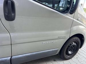 Brūns Renault Trafic 2007 Viļņa, ar dzinēja tilpumu 2.00 L un nobraukumu 223 tūkst. km par 6850 €, foto 6 vietnē AUTOMOTO.COM.LV