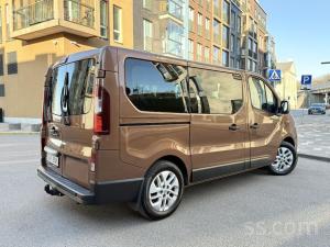 Brown Renault Trafic 2015 in Valka, with an engine capacity of 1.60 L and mileage of 203 thousand km for 13999 €, photo 11 on AUTOMOTO.COM.LV