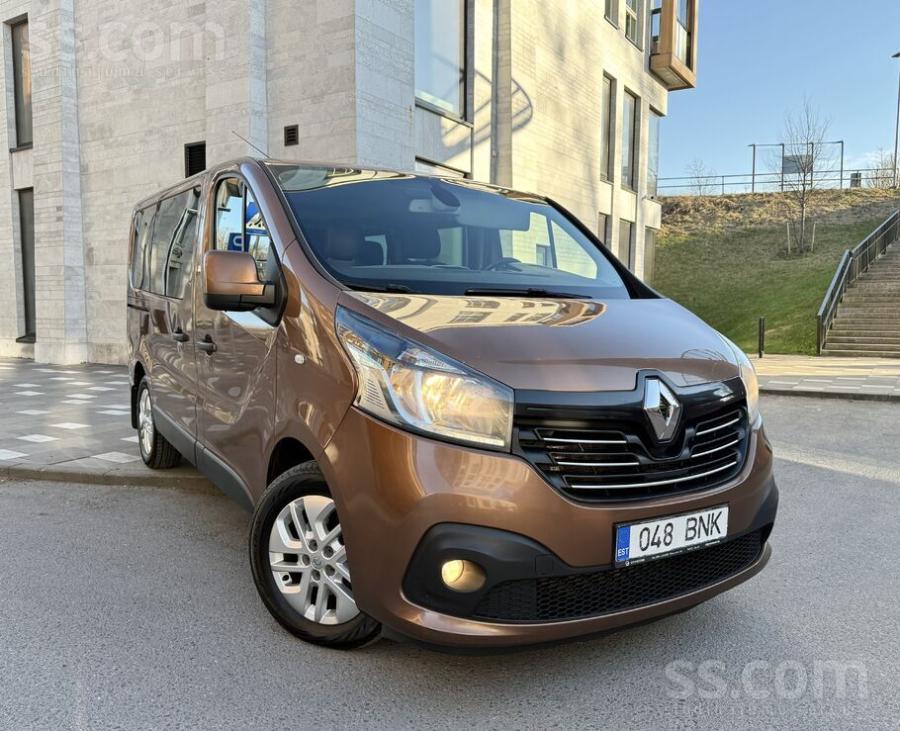 Brown Renault Trafic 2015 in Valka, with an engine capacity of 1.60 L and mileage of 203 thousand km for 13999 €, photo 14 on AUTOMOTO.COM.LV