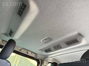 Brown Renault Trafic 2015 in Valka, with an engine capacity of 1.60 L and mileage of 203 thousand km for 13999 €, photo 19 on AUTOMOTO.COM.LV