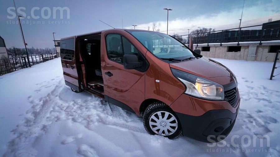 Brown Renault Trafic 2015 in Riga, with an engine capacity of 1.60 L and mileage of 269 thousand km for 12999 €, photo 7 on AUTOMOTO.COM.LV