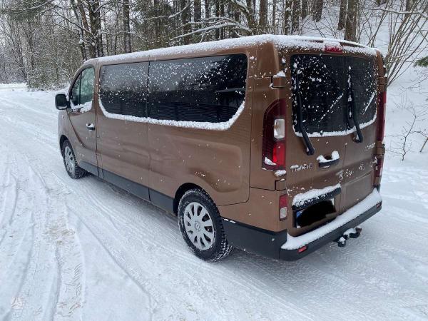 Brūns Renault Trafic 2016 Viļņa, ar dzinēja tilpumu 1.60 L un nobraukumu 290 tūkst. km par 10200 €, foto 2 vietnē AUTOMOTO.COM.LV