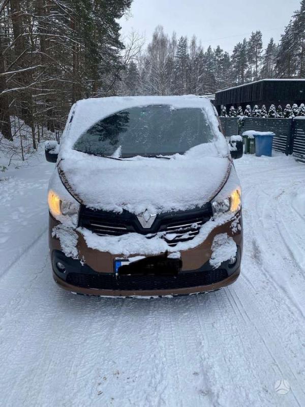 Brūns Renault Trafic 2016 Viļņa, ar dzinēja tilpumu 1.60 L un nobraukumu 290 tūkst. km par 10200 €, foto 6 vietnē AUTOMOTO.COM.LV